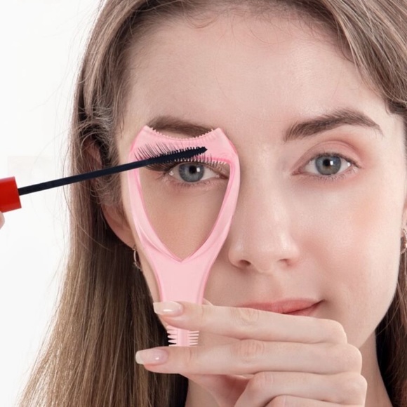 51Twenty | Makeup | Clark Pink Eyelash Eyeliner Eyeshadow Makeup Guide ...